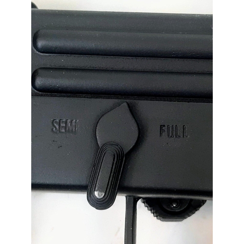 A Replica Ingram Model 10 Sub Machine Gun with Silencer. 43cm total ...