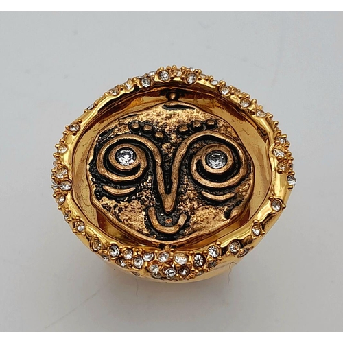 A vintage Gilded Spinning Face Ring - Stone Set Eyes! Size N