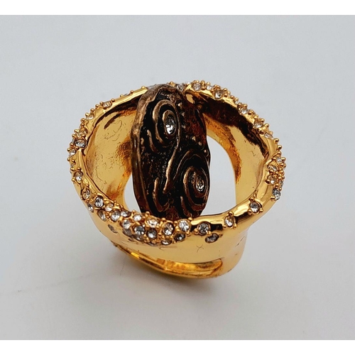 A vintage Gilded Spinning Face Ring - Stone Set Eyes! Size N
