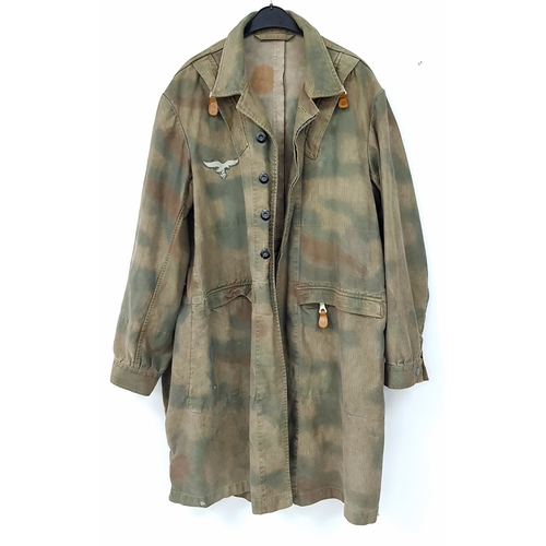 A Fallshirmjager (paratrooper branch of the German Luftwaffe) Tan and ...