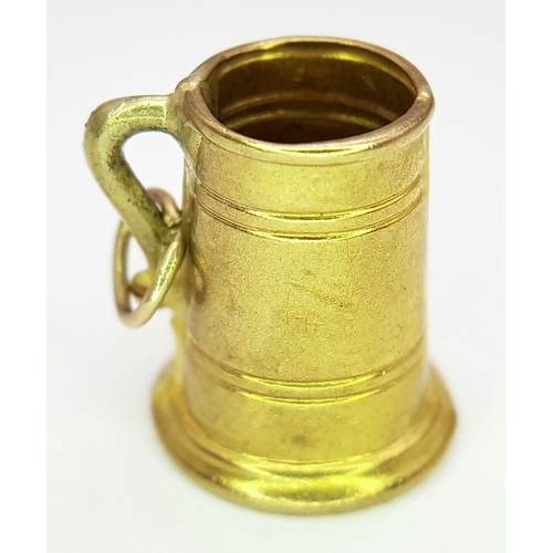 A 9k yellow gold tankard charm/pendant. 1.3g. SH2353I