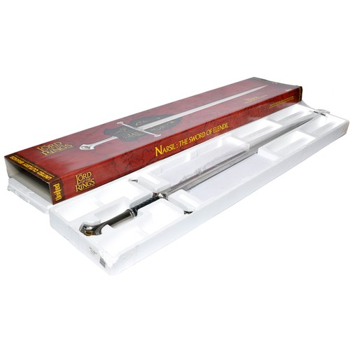 United Cutlery Collectable Knife and Sword replicas for Lord of the ...
