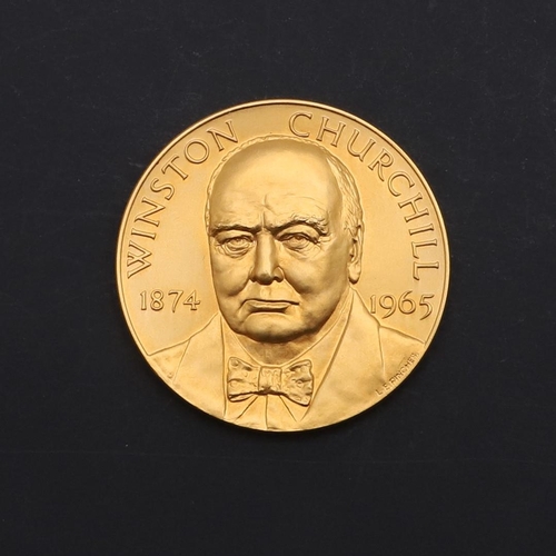 A GOLD MEDAL BYJOHN PINCHES IN 22CT GOLD COMMEMORATING THE LIFE OF SIR ...
