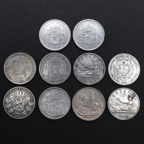 A COLLECTION OF TEN CROWN SIZED SILVER WORLD COINS TO INCLUDE SPAIN AND ...