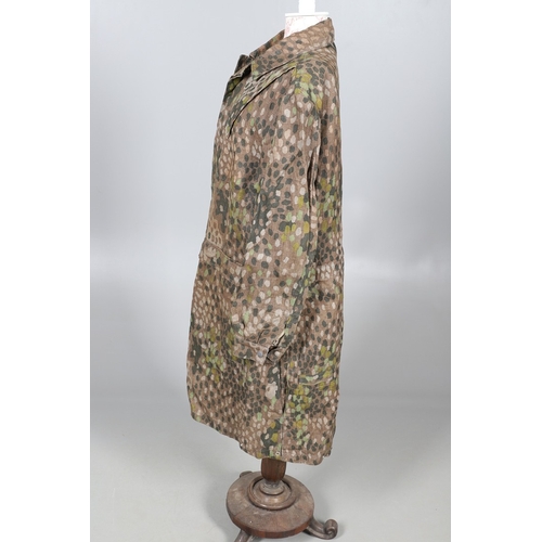 A GERMAN WAFFEN-SS PARATROOPERS STYLE CAMOUFLAGE SMOCK. A camouflage ...