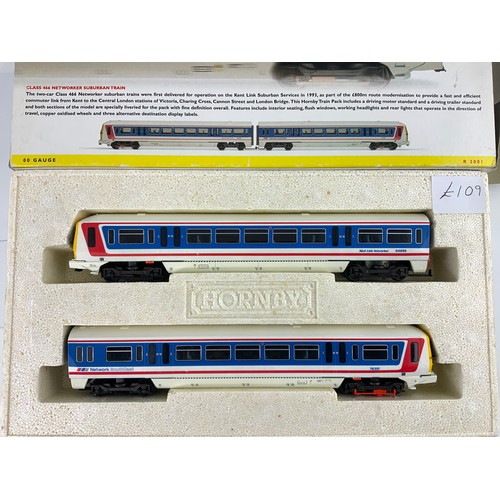 HORNBY NETWORKER SUBURBAN TRAIN PACK