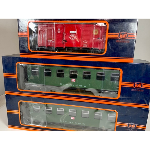 TRAIN BOXED G SCALE MODEL RAILWAY COACHES, 2 BOXED TB COACHES & A 4 ...