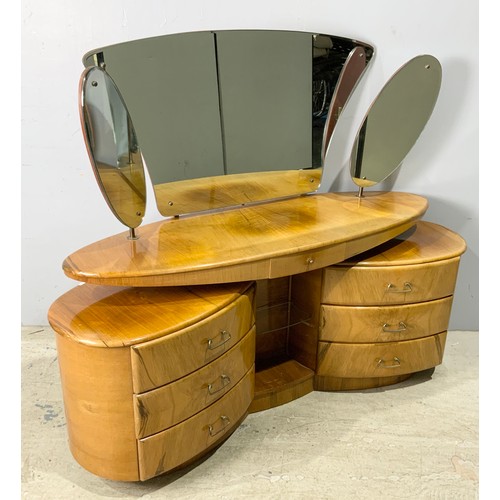 STYLISH 1950’S DRESSING TABLE