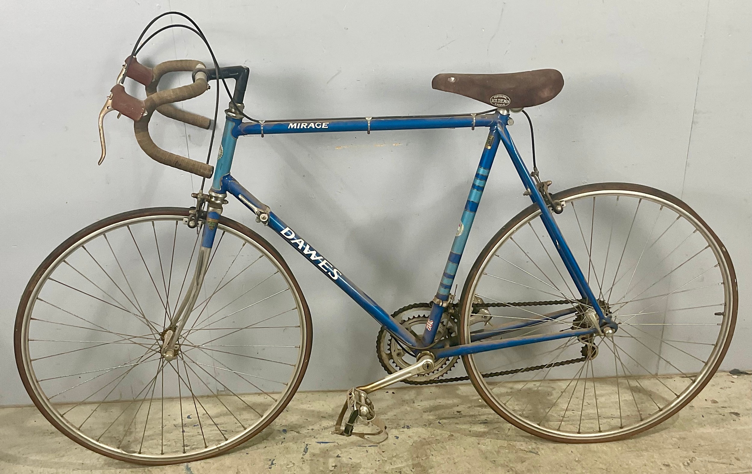DAWES MIRAGE VINTAGE GENTLEMAN’S RACING ROAD BIKE