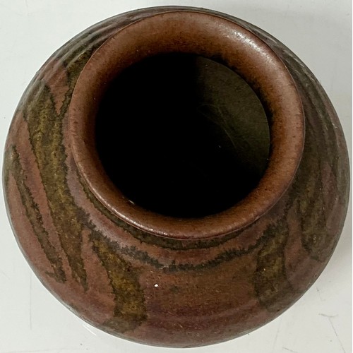 LARGE STUDIO POTTERY BOWL T/W A STUDIO POTTERY VASE POSSIBLY WINCHCOMBE ...