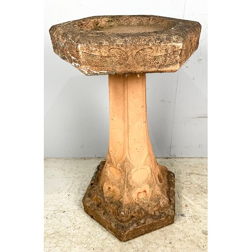 TERRACOTE EFFECT COMPOSITE BIRD BATH 77cm TALL, 47cm DIAMETER