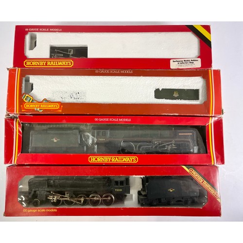 HORNBY, 4 BOXED LOCOMOTIVES, R329 BR STANDARD BRITANNIA 70004 WILLIAM ...