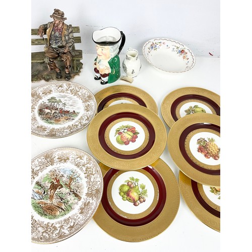 TRAY OF DECORATIVE CERAMICS INCLUDING CAPODIMONTE TRAMP MODE , ROYAL ...