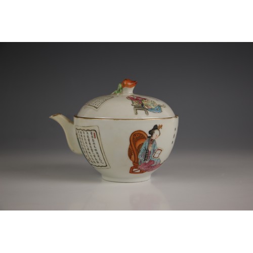 A Chinese porcelain 'Wu Shuang Pu' teapot and cover, Guangxu period ...
