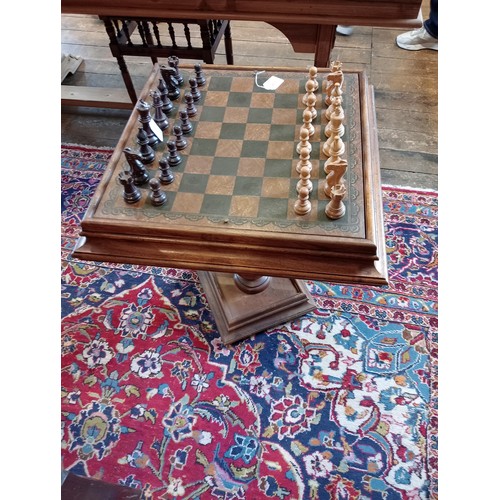 A Staunton pattern ebonised and boxwood chess set, 20th century, the ...