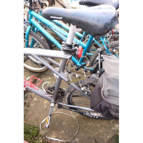 GT arrowhead bike