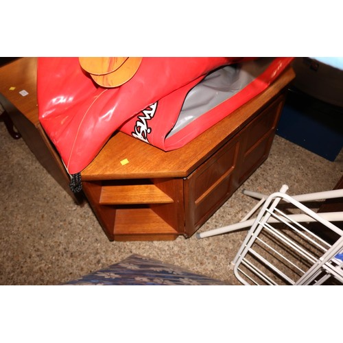 Nathan two-door unit and Nathan TV video unit