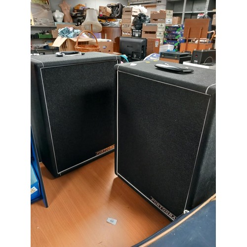 2 Portogram speakers
