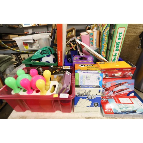 Qty of toys, games & craft, incl new Airfix models & some games