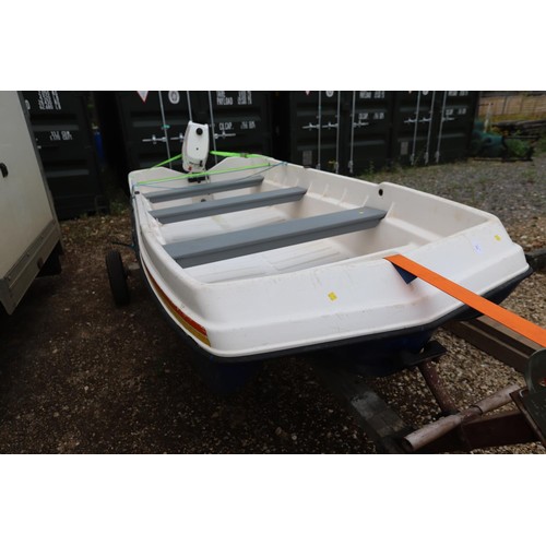 10ft sniper boat, single axle trailer & Johnsons 4HP 2-stroke outboards
