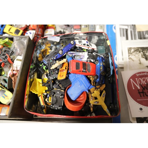 Large qty of various diecast toys
