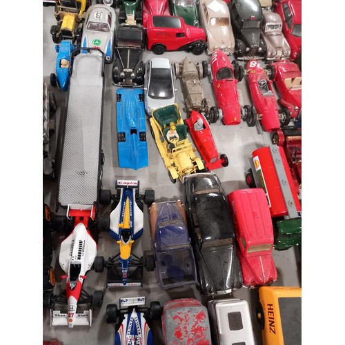 Large qty of model/toy vehicles