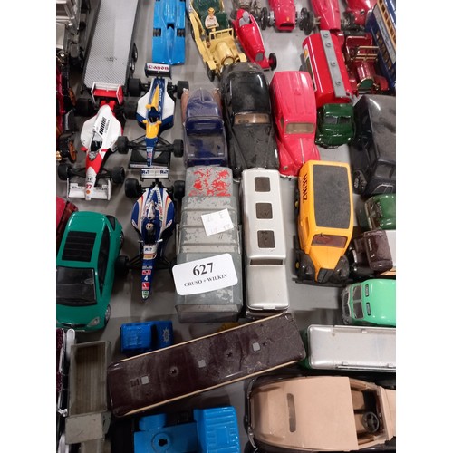 Large qty of model/toy vehicles