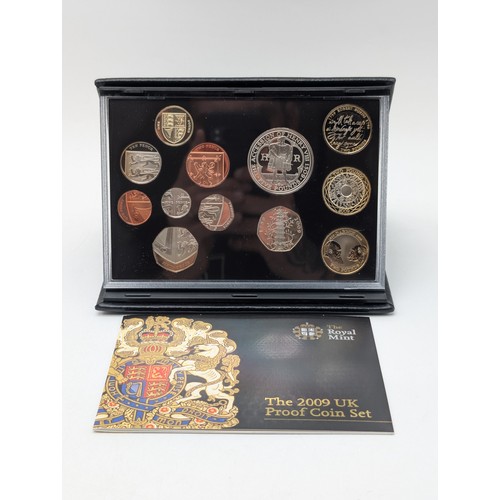 2009 UK deluxe 12-coin proof annual set, including Kew Gardens, in ...