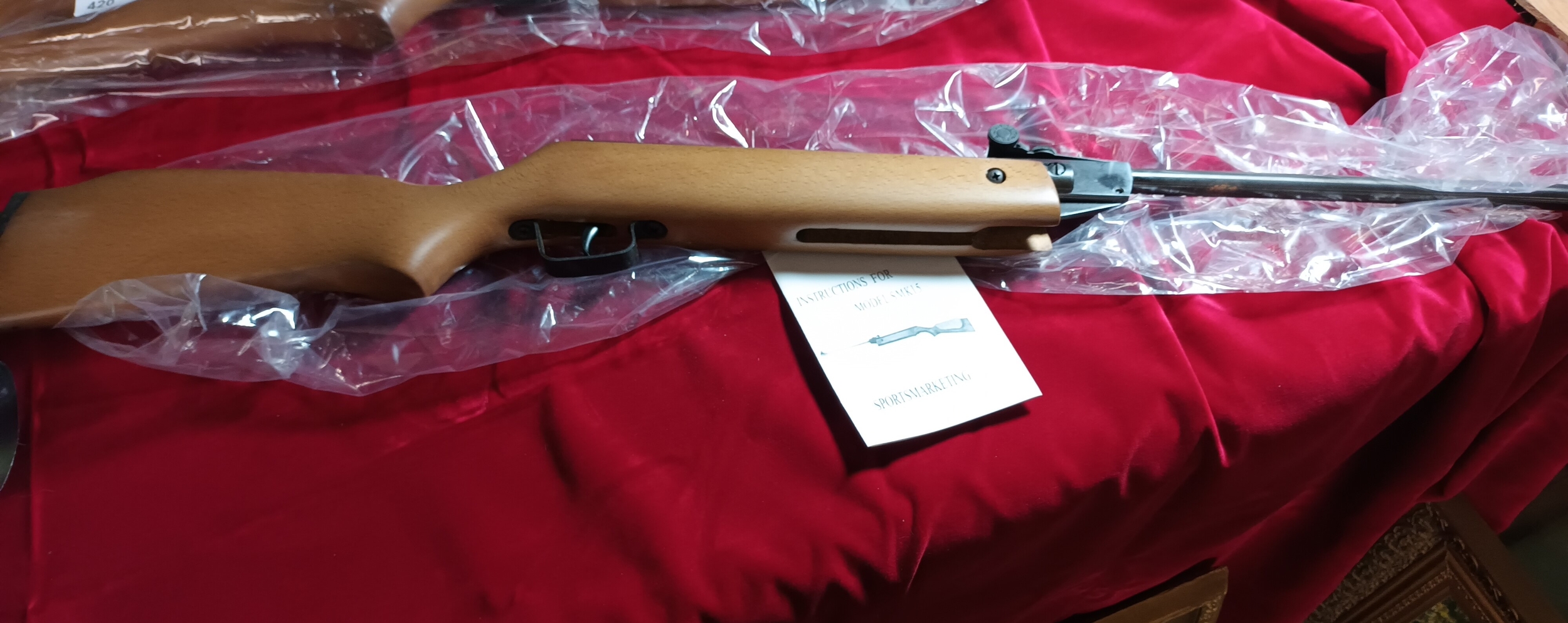 SMK BRAND NEW AIR RIFLE SMK JUNIOR 177