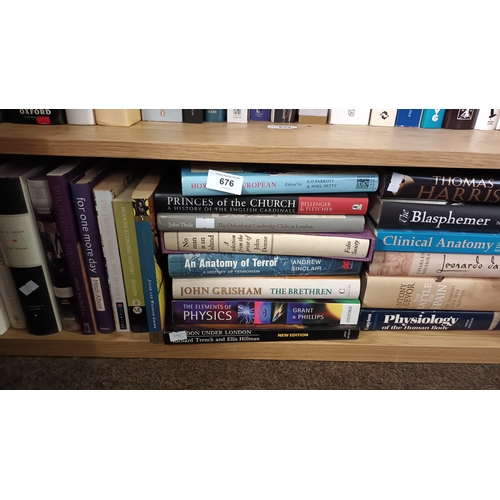 Very large collection of books to include physics, clinical anatomy ...