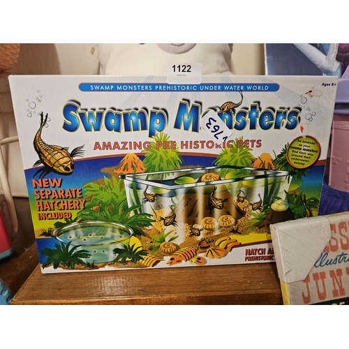 NEW IN BOX SWAMP MONSTERS AMAZING PRE HISTORIC PETS.