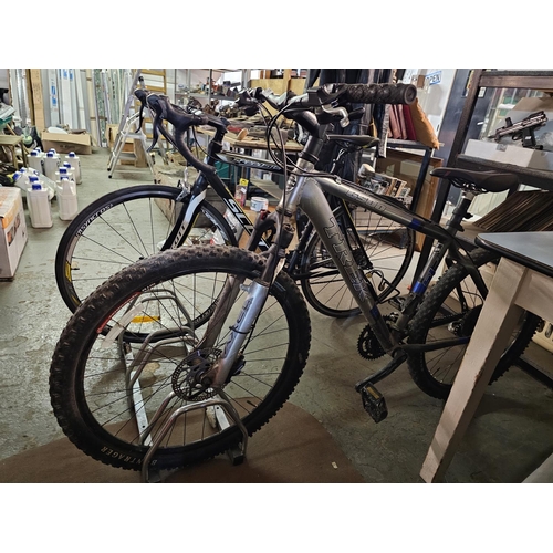 Trek 4000 series mountain bike. Great condition