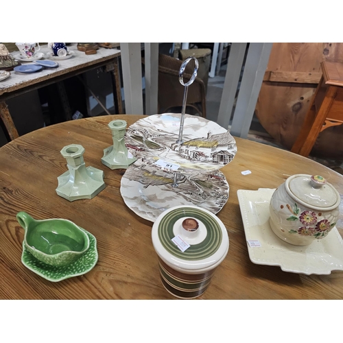 Ceramic lot to include Arthur Woods Honey/jam pot, Welsh Dragon Pottery ...