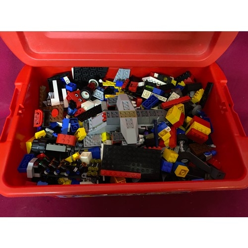 Large box of assorted Lego