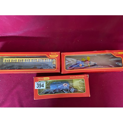 3 x boxed Tri-ang Hornby OO model coaches, an R332 GWR composite, an ...