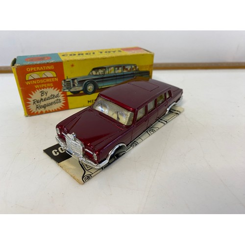 Corgi 247 Mercedes Benz 600 Pullman in original box with working wipers ...