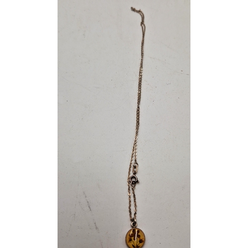 SILVER (925) PENDANT ON A SILVER (925) 40cm NECK CHAIN