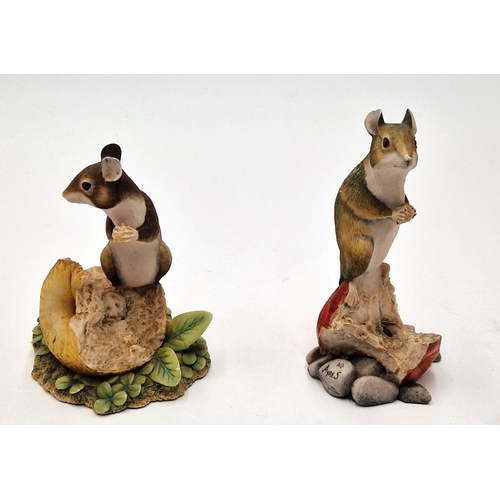 BORDER FINE ARTS 12.5cm MODEL OF A MOUSE ON AN APPLE Plus MOUSE ON A PEAR