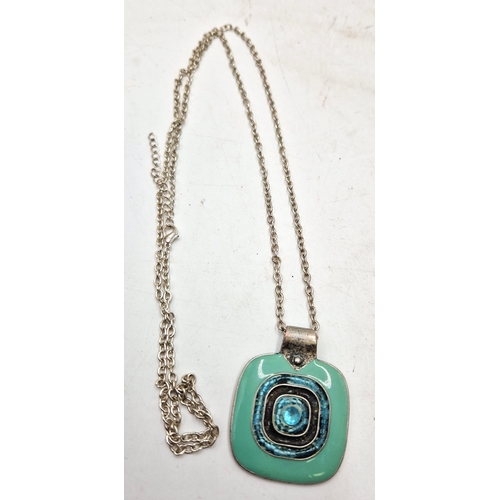 GAELIC MEDALLION ON A WHITE METAL NECK CHAIN