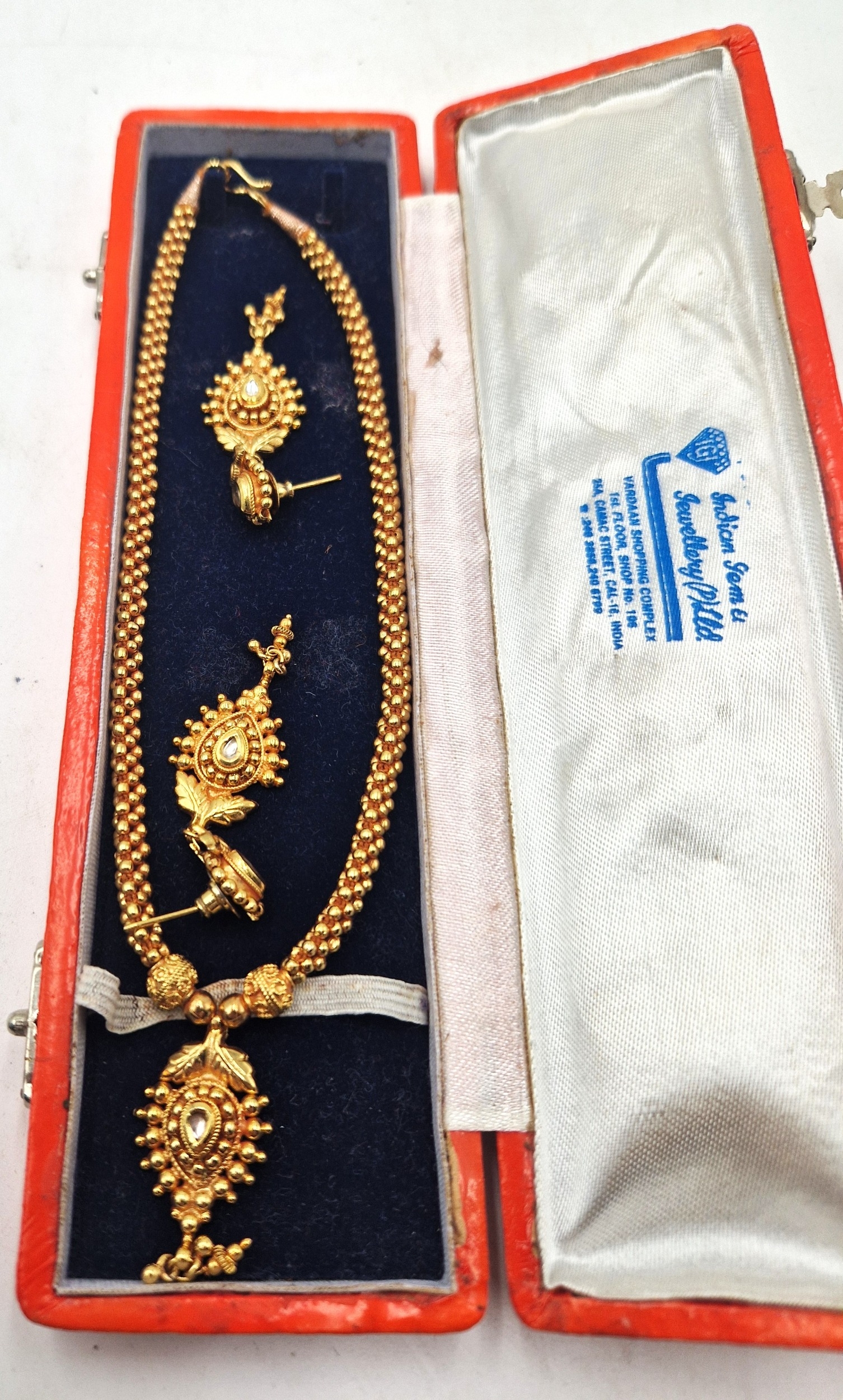 YELLOW METAL NECKLACE And EARRING SET (Original Box)