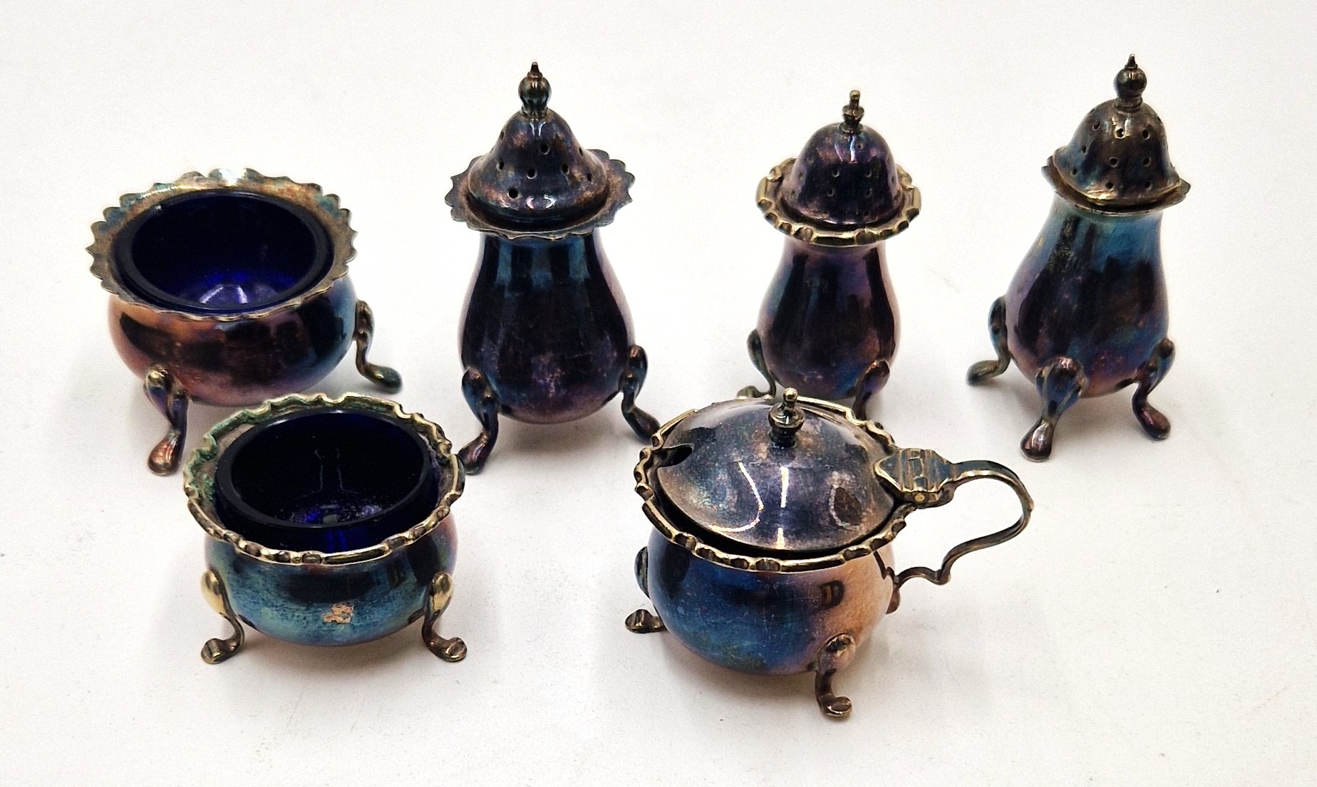 MAPPIN & WEBB PLATED CRUET ITEMS (6) (Mappin & Webb is a renowned ...