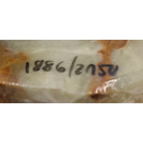 RON LEE 18cm SCULPTURE OF BUGS BUNNY HOLDING ON TO A LAMP POST WITH HIS ...