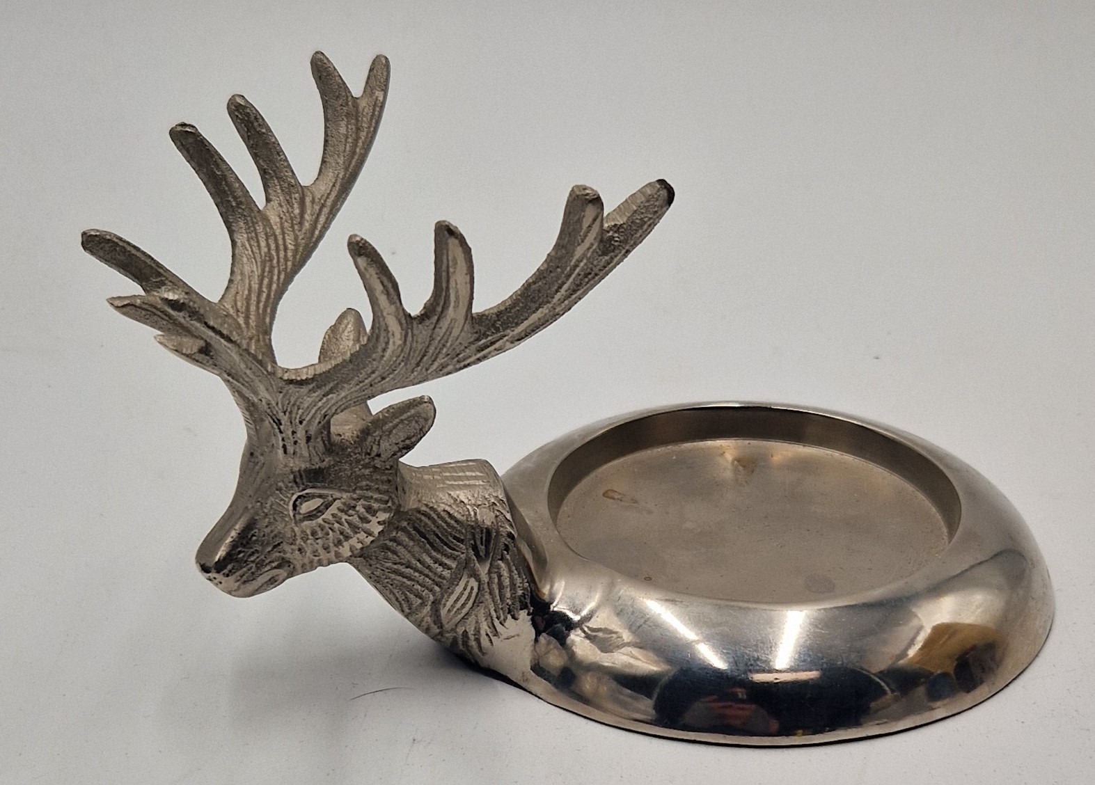 WHITE METAL 12cm Dia STAG'S HEAD PIN TRAY By Culinary Concepts Ltd ...