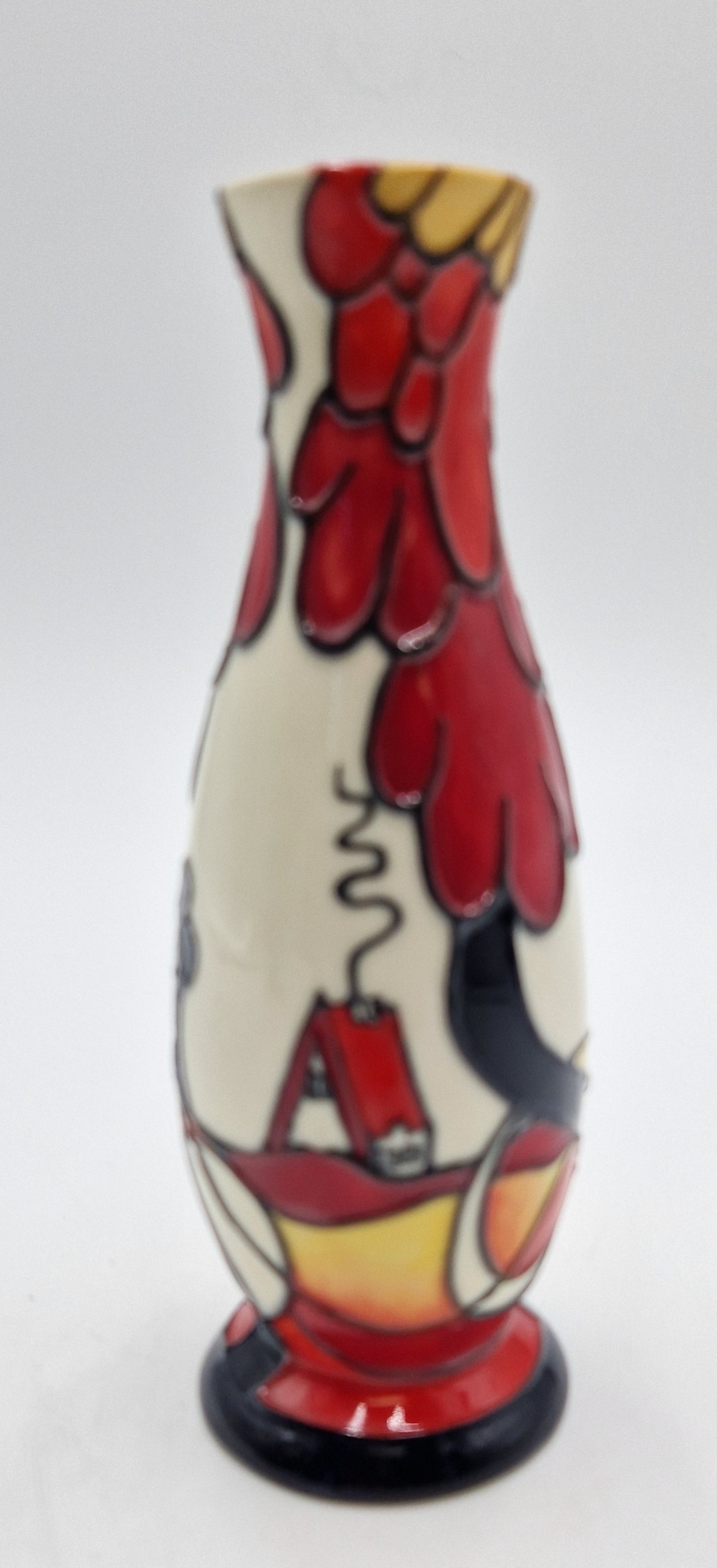 OLD TUPTON WARE TUBELINED 15cm VASE IN THE NOON DESIGN By Jeanne ...