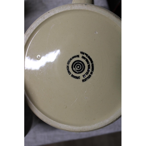 Four pieces of T G Green pottery a/f