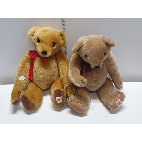 Two large Nesbit bears