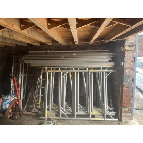 A large quantity of alluminium sectional scaffold to include internal ...
