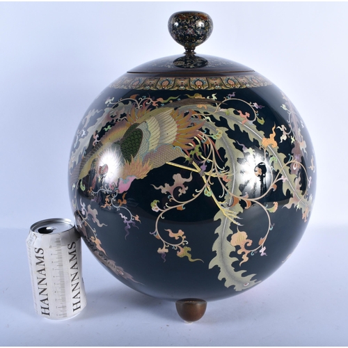 AN EXCEPTIONAL QUALITY LARGE SCALE JAPANESE MEIJI PERIOD CLOISONNE ...