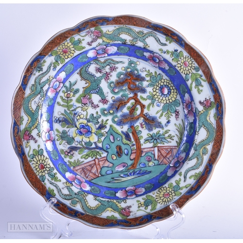 AN 18TH CENTURY CHINESE EXPORT CLOBBERED PORCELAIN PLATE Qing, together ...