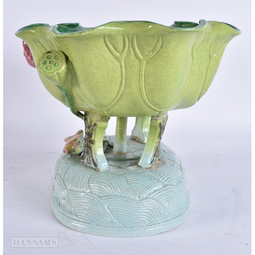 AN UNUSUAL 19TH CENTURY CHINESE PORCELAIN LOTUS FROM BOWL bearing ...